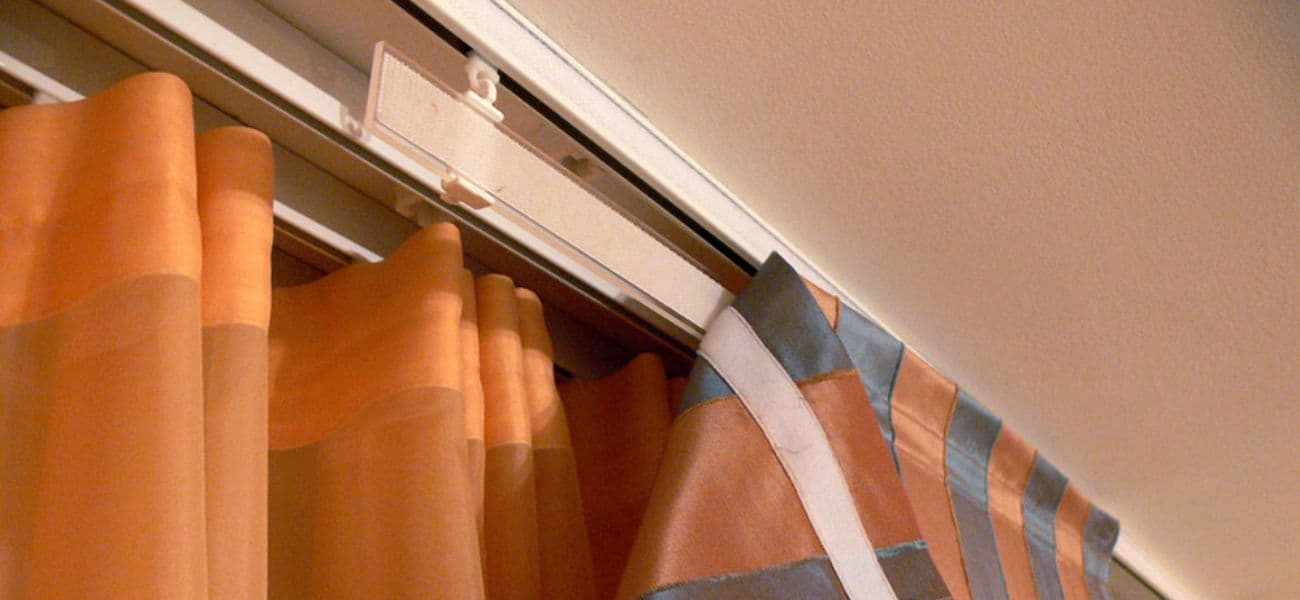 How To Block Light From Top & Sides Of Curtains? - Easy Tips